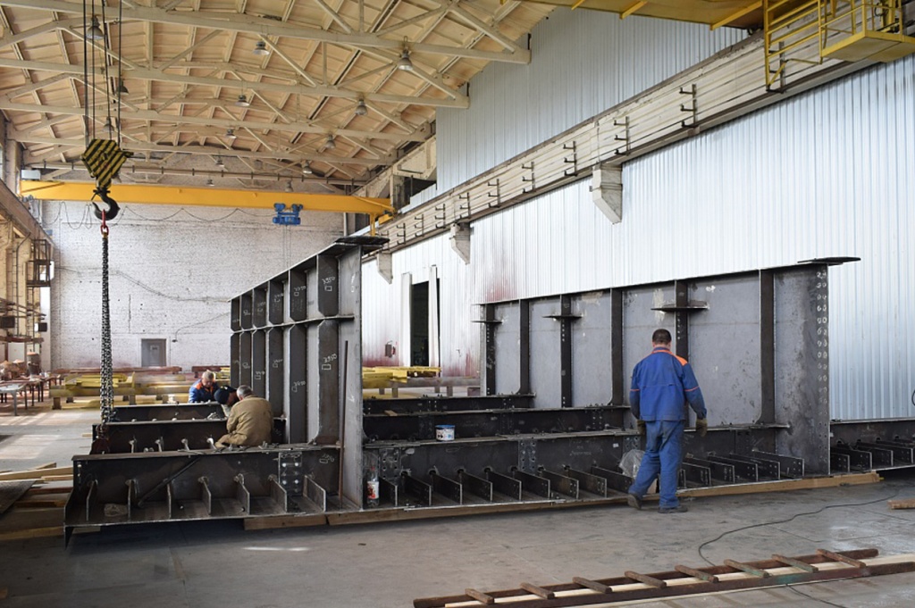 Bridge structures Complex of services for the construction of bridges ...